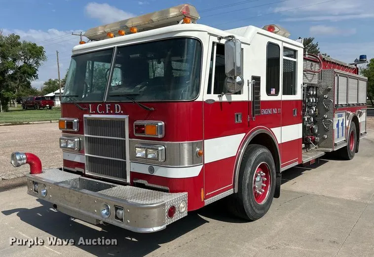 1995 Pierce pumper fire truck - Aucteeno