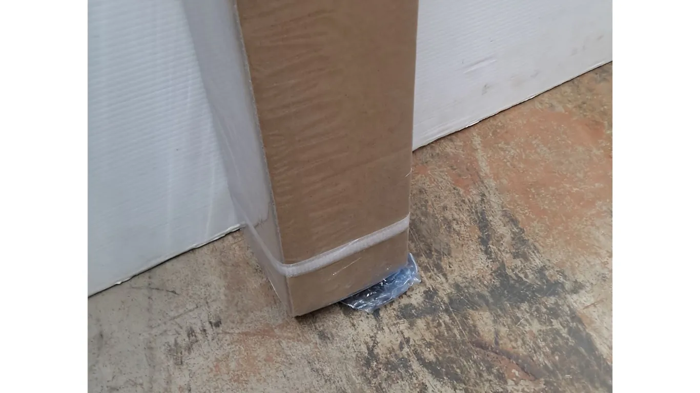 * NIB Luminar Projector Screen - 65" Long Box - Pickup Preferred - Aucteeno